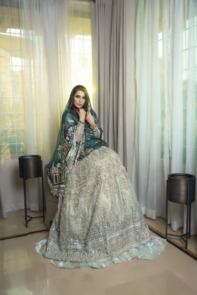 RS-01 - Musk Grandeur